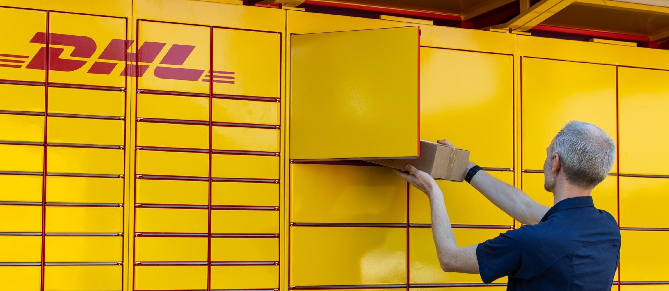 DHL Pakketautomaten bieden plaats aan ruim 100.000 pakketten | DHL eCommerce